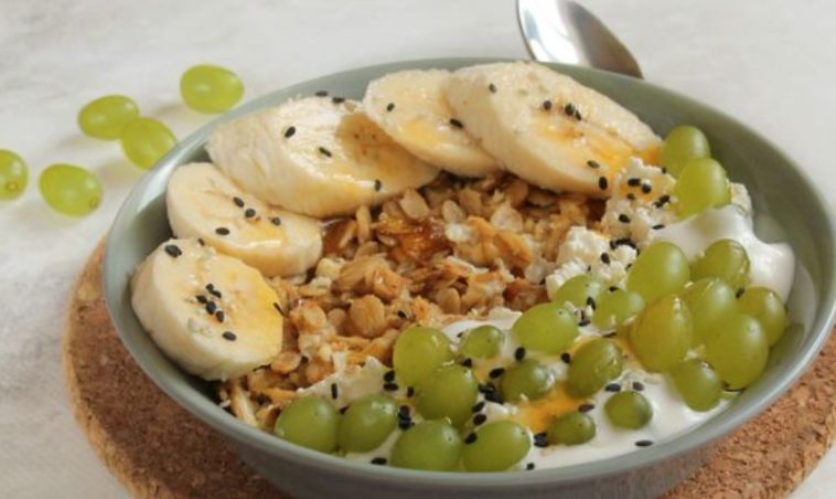 Fried Oatmeal with Egg