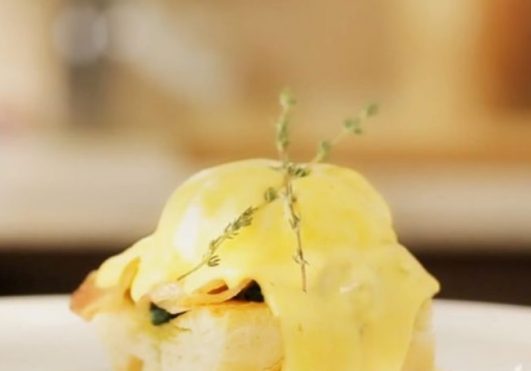 Eggs Benedict