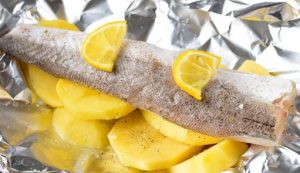 Fish Baked with Potatoes and Lemon (in Foil)