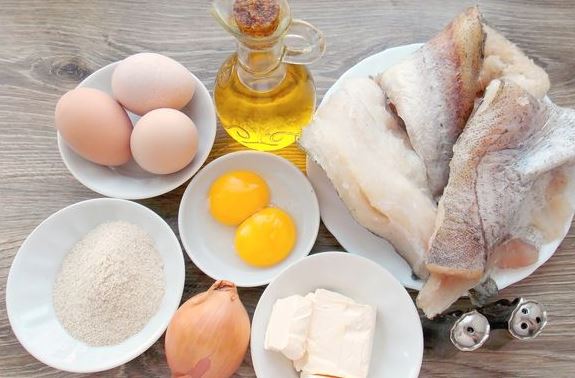 Minced Fish Roll with Egg Filling (in the Oven)