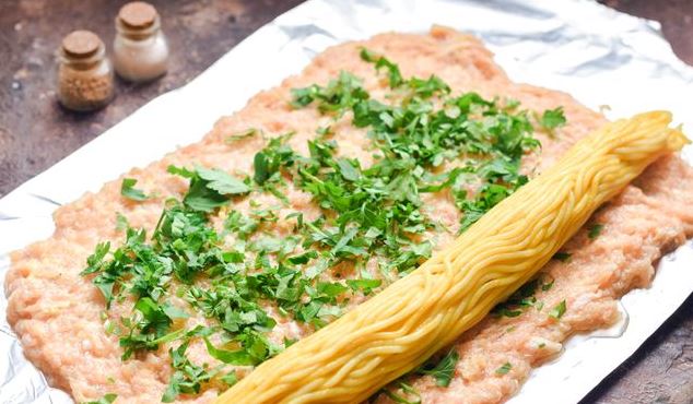 Chicken Roll with Pasta