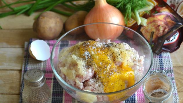 Meat Casserole “Tasty Volcano”