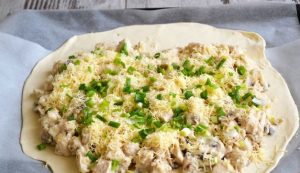 Puff Pastry Strudel with Chicken, Mushrooms and Cheese