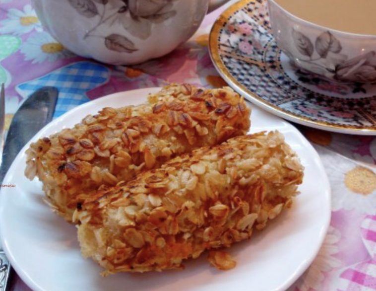 Hot Roll Sandwiches with Cheese