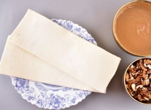 Puffs with Boiled Condensed Milk and Walnuts