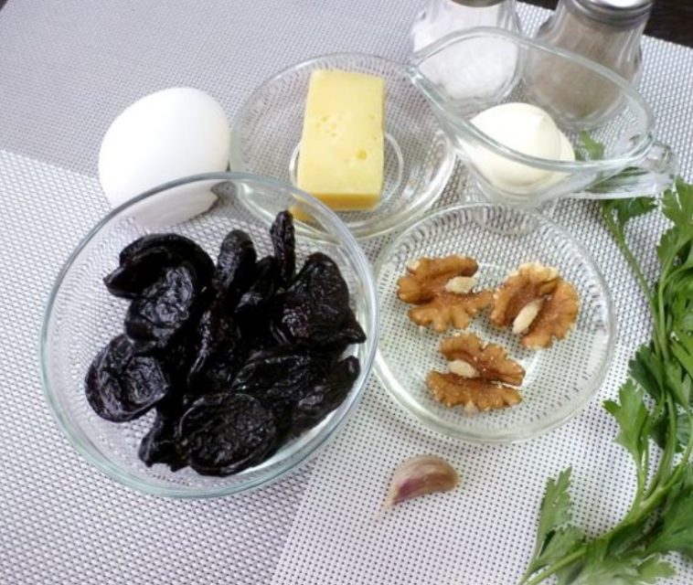 Stuffed Prunes