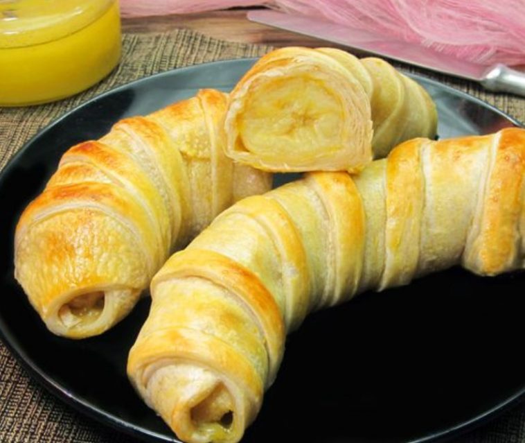 Bananas in Puff Pastry with Honey and Orange Peel
