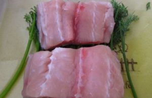 Fish Baked under a Dill “Head”