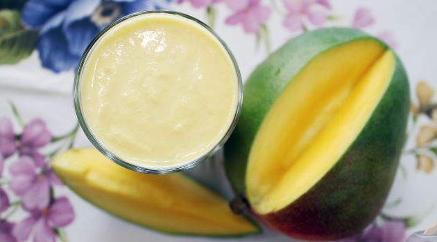 Mango Cocktail with Ice Cream