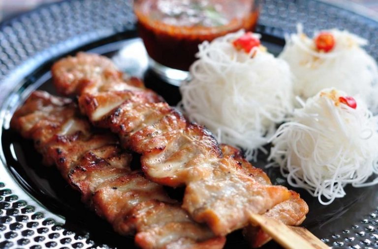 What to Try in Laos: 10 Traditional Dishes