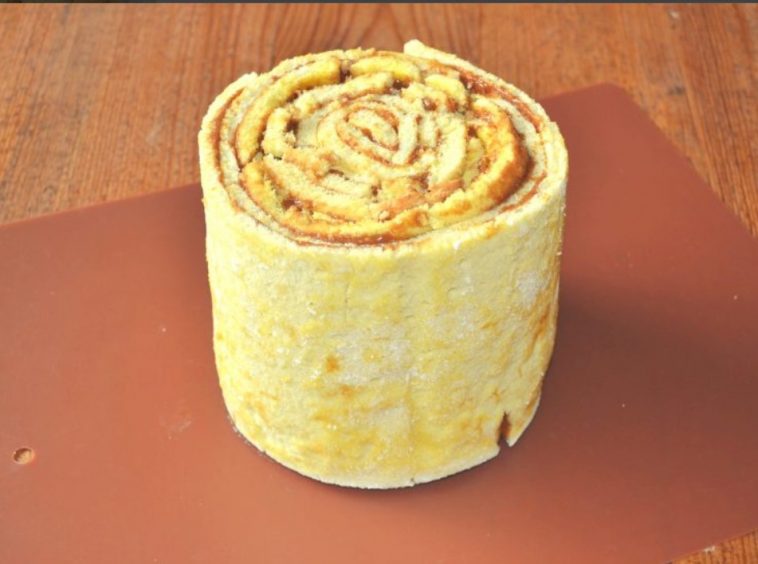 Cake with Vertical Layers