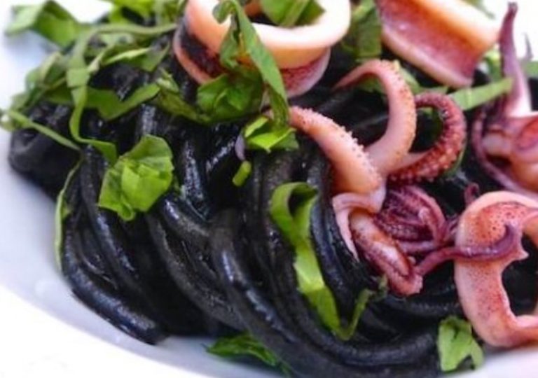 Spaghetti with Cuttlefish Ink
