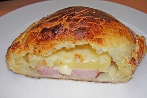 Kassler in Puff Pastry with Cheese