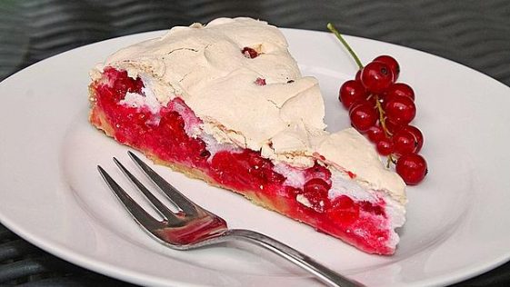 Red Currant Sheet Cake - Boss Kitchen