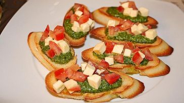 Rocket and Tomato Dip - Boss Kitchen