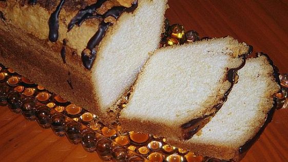 Sand Cake with Tonka Beans - Boss Kitchen