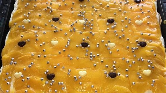 Fruit Sheet Cake - Boss Kitchen